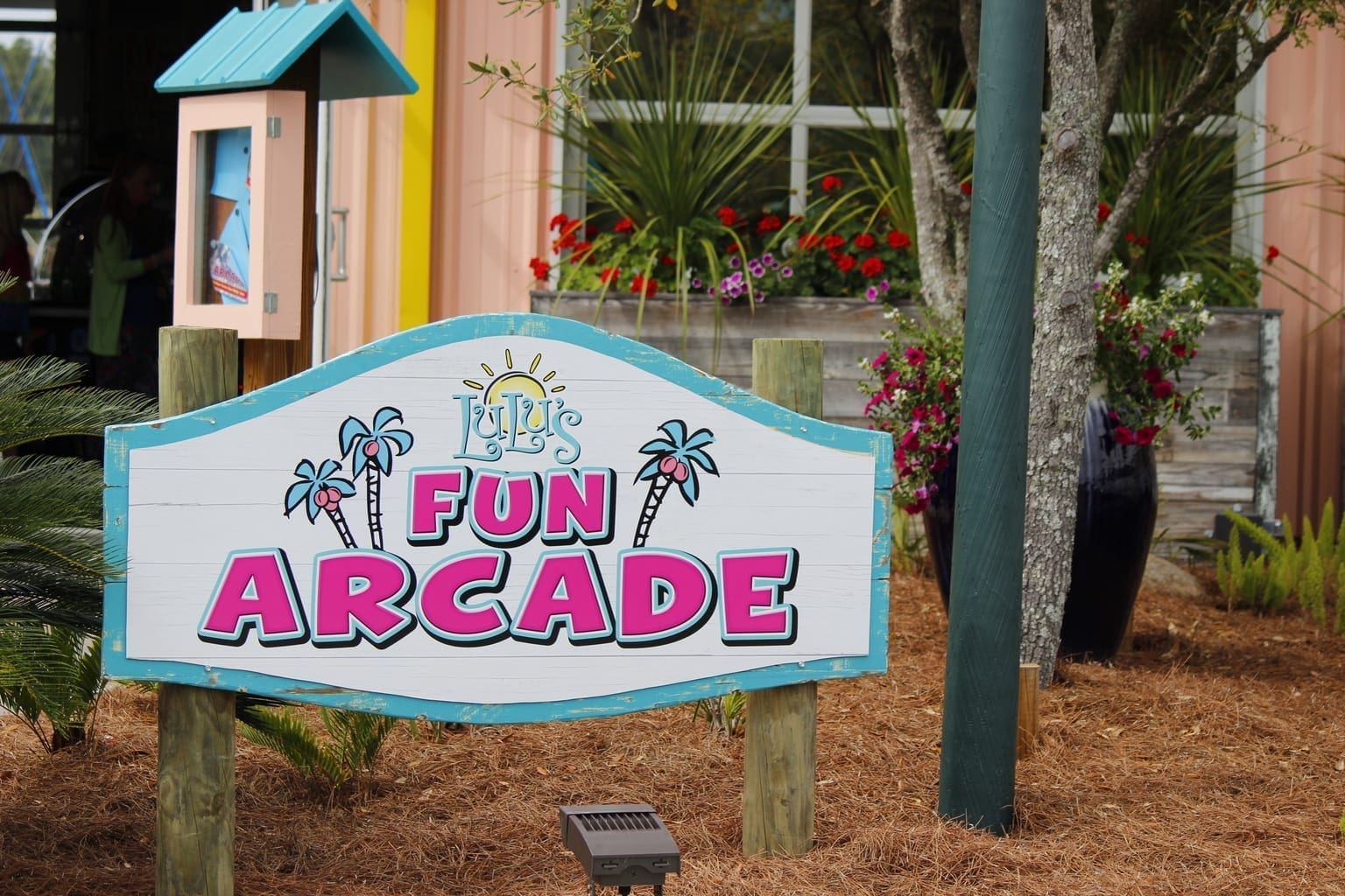 Lucy Buffet's Lulu's - Gulf Shores Review - My Thoughts, Ideas, and ...